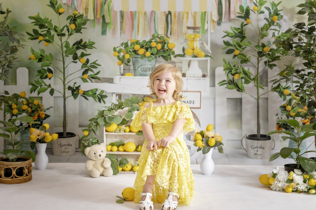 Lemonade Mini Session - Little Magnolia Photography Studio